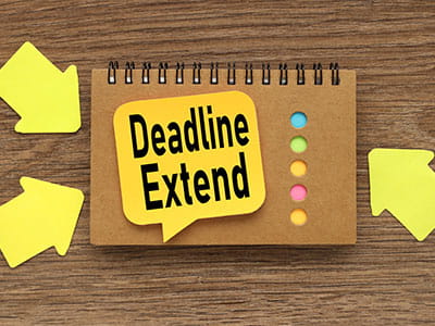 Schools Are Extending Their Decision Day Deadline After FAFSA Delays ...